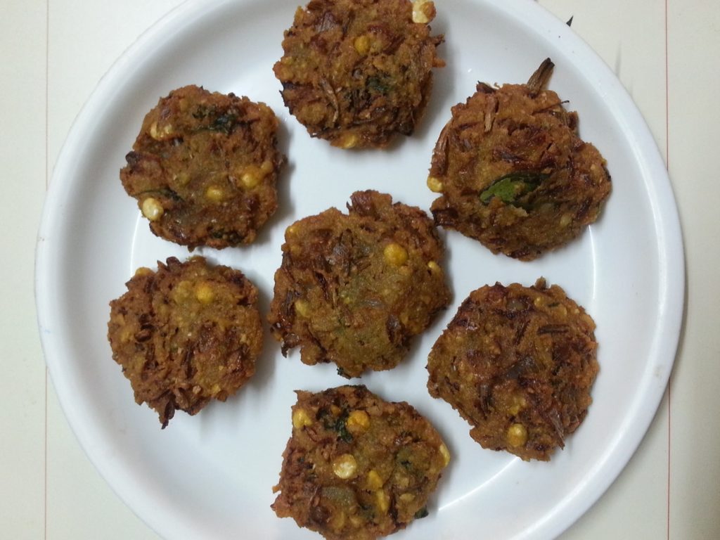 Ragi pindi boorelu (Sweet with nachini flour) – Uma's Recipes Corner!