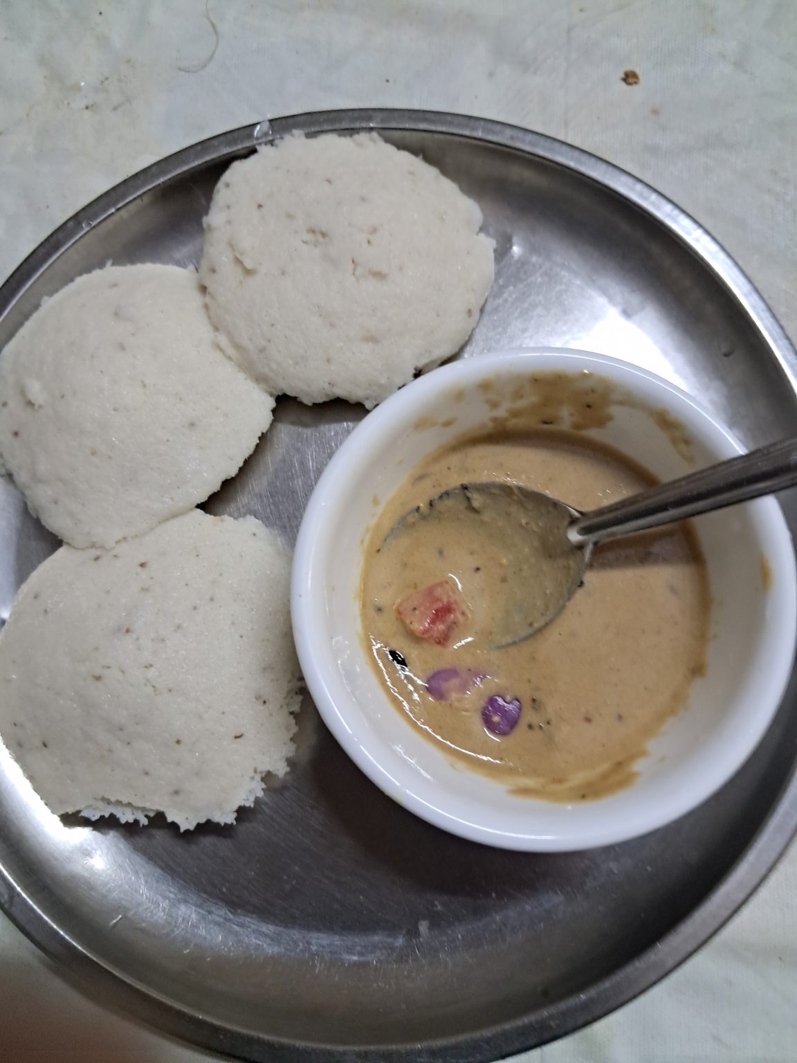 Soft and healthy idli with chilka urad dal – Uma's Recipes Corner!